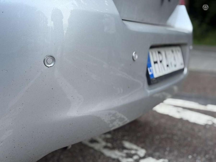 Pelēks Toyota Yaris 2008 Viļņa, ar dzinēja tilpumu 1.30 L un nobraukumu 121 tūkst. km par 1250 €, foto 21 vietnē AUTOMOTO.COM.LV