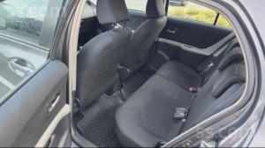 Pelēks Toyota Yaris 2008 Rīga, ar dzinēja tilpumu 1.30 L un nobraukumu 163 tūkst. km par 1990 €, foto 7 vietnē AUTOMOTO.COM.LV