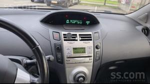 Pelēks Toyota Yaris 2008 Rīga, ar dzinēja tilpumu 1.30 L un nobraukumu 163 tūkst. km par 1990 €, foto 11 vietnē AUTOMOTO.COM.LV