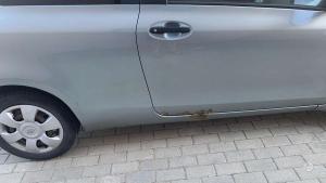 Grey Toyota Yaris 2008 in Vilnius, with an engine capacity of 1.36 L and mileage of 254 thousand km for 1500 €, photo 11 on AUTOMOTO.COM.LV
