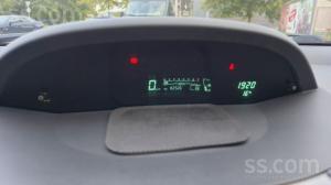 Pelēks Toyota Yaris 2008 Rīga, ar dzinēja tilpumu 1.30 L un nobraukumu 163 tūkst. km par 1990 €, foto 7 vietnē AUTOMOTO.COM.LV