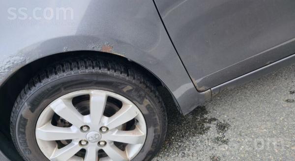 Pelēks Toyota Yaris 2008 Rīga, ar dzinēja tilpumu 1.30 L un nobraukumu 163 tūkst. km par 1990 €, foto 11 vietnē AUTOMOTO.COM.LV