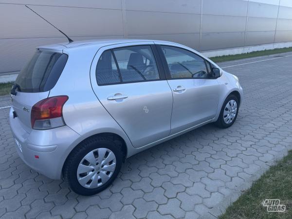 Grey Toyota Yaris 2009 in Vilnius, with an engine capacity of 1.30 L and mileage of 265 thousand km for 2600 €, photo 6 on AUTOMOTO.COM.LV