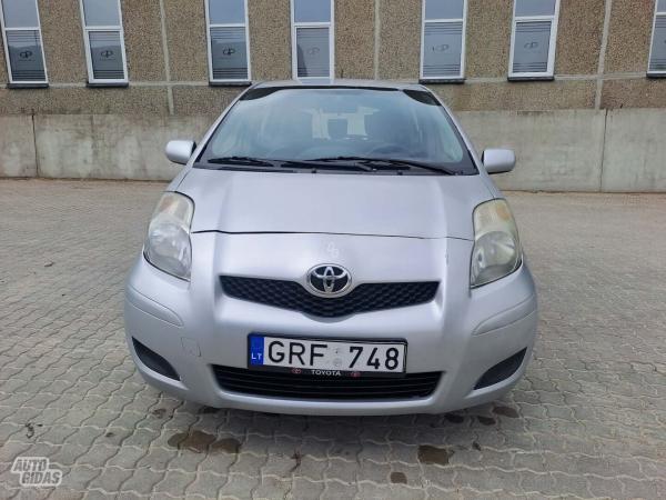 Grey Toyota Yaris 2009 in Telschi, with an engine capacity of 1.40 L and mileage of 184 thousand km for 1599 €, photo 2 on AUTOMOTO.COM.LV