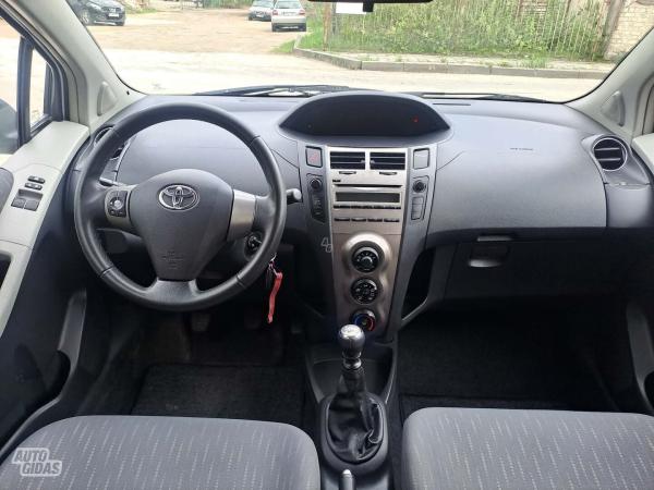 Grey Toyota Yaris 2009 in Telschi, with an engine capacity of 1.40 L and mileage of 184 thousand km for 1599 €, photo 7 on AUTOMOTO.COM.LV