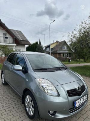 Pelēks Toyota Yaris 2009 Vievis, ar dzinēja tilpumu 1.30 L un nobraukumu 67 tūkst. km par 3500 €, foto 9 vietnē AUTOMOTO.COM.LV