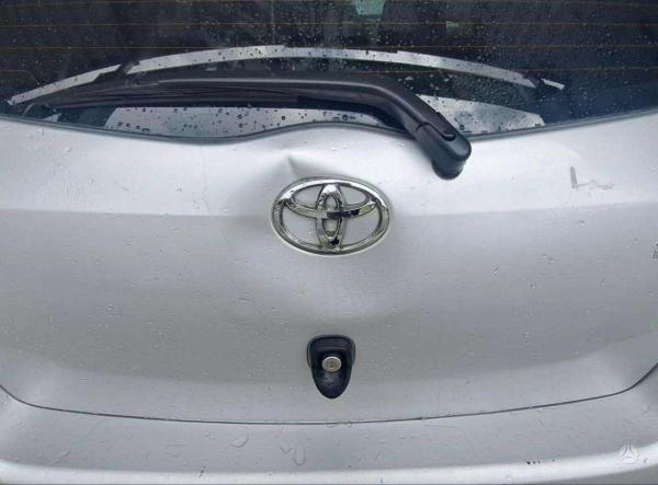 Toyota Yaris 2009 Jonava vietnÄ PelÄks Toyota Yaris 2009 Jonava, ar dzinÄja tilpumu 1.36 L un nobraukumu 274 tÅ«kst. km par 2100 ā¬, foto 6 vietnÄ AUTOMOTO.COM.LV