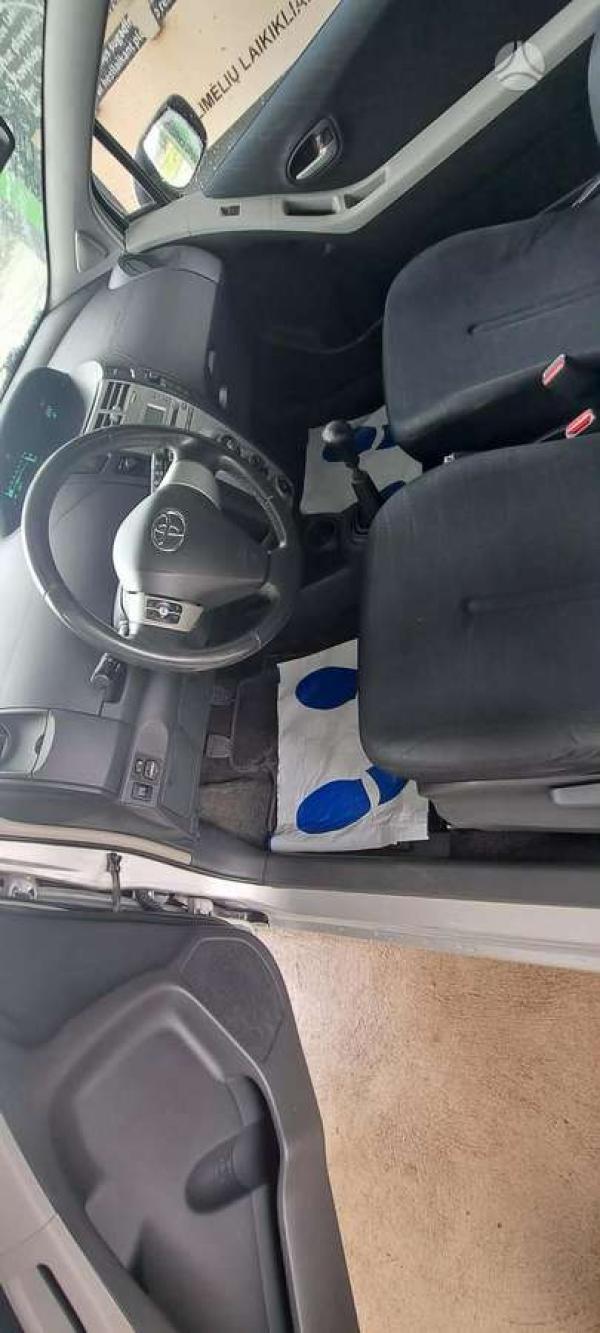 Toyota Yaris 2009 Jonava vietnÄ PelÄks Toyota Yaris 2009 Jonava, ar dzinÄja tilpumu 1.36 L un nobraukumu 274 tÅ«kst. km par 2100 ā¬, foto 10 vietnÄ AUTOMOTO.COM.LV