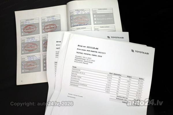 Pelēks Toyota Yaris 2010 Tallina, ar dzinēja tilpumu 1.30 L un nobraukumu 193 tūkst. km par 1799 €, foto 9 vietnē AUTOMOTO.COM.LV