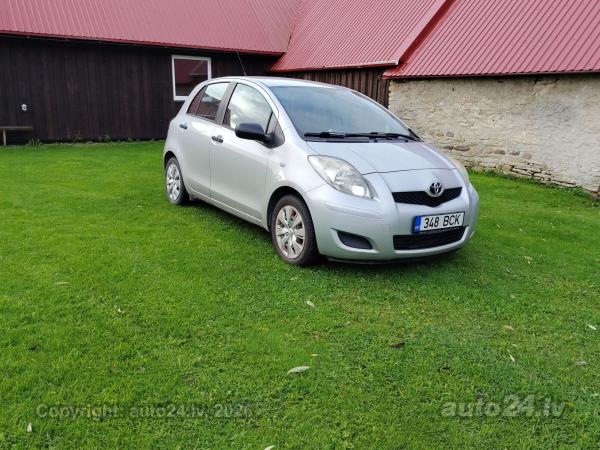 Grey Toyota Yaris 2010 in Tallinn, with an engine capacity of 1.30 L and mileage of 179 thousand km for 2500 €, photo 8 on AUTOMOTO.COM.LV