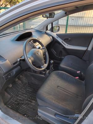 Grey Toyota Yaris 2010 in Tallinn, with an engine capacity of 1.30 L and mileage of 179 thousand km for 2500 €, photo 12 on AUTOMOTO.COM.LV