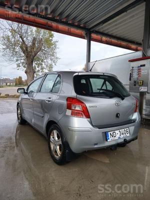 Grey Toyota Yaris 2010 in Jekabpils, with an engine capacity of 1.40 L and mileage of 226 thousand km for 1150 €, photo 6 on AUTOMOTO.COM.LV