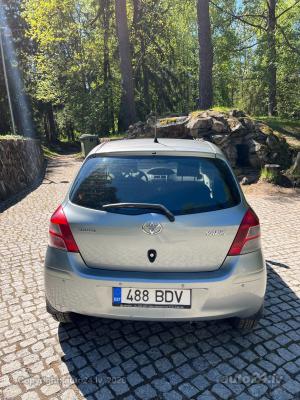 Pelēks Toyota Yaris 2011 Tallina, ar dzinēja tilpumu 1.30 L un nobraukumu 228 tūkst. km par 5300 €, foto 6 vietnē AUTOMOTO.COM.LV