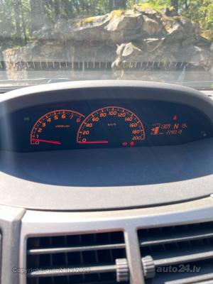 Pelēks Toyota Yaris 2011 Tallina, ar dzinēja tilpumu 1.30 L un nobraukumu 228 tūkst. km par 5300 €, foto 11 vietnē AUTOMOTO.COM.LV