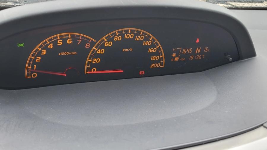 Pelēks Toyota Yaris 2011 Rīga, ar dzinēja tilpumu 1.30 L un nobraukumu 180 tūkst. km par 3900 €, foto 16 vietnē AUTOMOTO.COM.LV