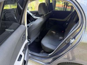 Grey Toyota Yaris 2011 in Vilnius, with an engine capacity of 1.33 L and mileage of 131 thousand km for 3750 €, photo 11 on AUTOMOTO.COM.LV