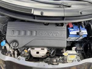 Grey Toyota Yaris 2011 in Vilnius, with an engine capacity of 1.33 L and mileage of 131 thousand km for 3750 €, photo 17 on AUTOMOTO.COM.LV