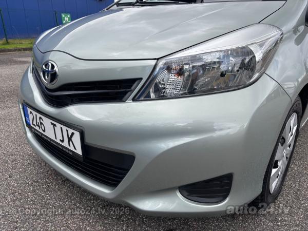 Pelēks Toyota Yaris 2011 Paide, ar dzinēja tilpumu 1.30 L un nobraukumu 148 tūkst. km par 5590 €, foto 7 vietnē AUTOMOTO.COM.LV