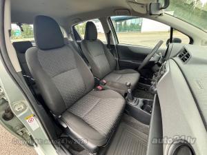 Pelēks Toyota Yaris 2011 Paide, ar dzinēja tilpumu 1.30 L un nobraukumu 148 tūkst. km par 5590 €, foto 11 vietnē AUTOMOTO.COM.LV