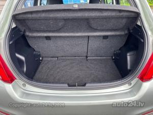 Pelēks Toyota Yaris 2011 Paide, ar dzinēja tilpumu 1.30 L un nobraukumu 148 tūkst. km par 5590 €, foto 20 vietnē AUTOMOTO.COM.LV