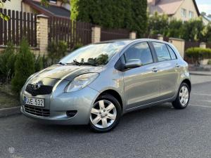 Grey Toyota Yaris 2011 in Vilnius, with an engine capacity of 1.36 L and mileage of 185 thousand km for 1950 €, photo  on AUTOMOTO.COM.LV