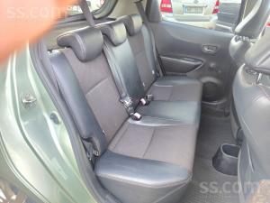 Pelēks Toyota Yaris 2011 Daugavpils, ar dzinēja tilpumu 1.40 L un nobraukumu 113 tūkst. km par 5950 €, foto 17 vietnē AUTOMOTO.COM.LV