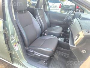 Pelēks Toyota Yaris 2011 Daugavpils, ar dzinēja tilpumu 1.40 L un nobraukumu 113 tūkst. km par 5950 €, foto 18 vietnē AUTOMOTO.COM.LV