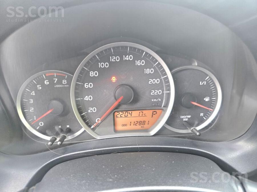 Pelēks Toyota Yaris 2011 Daugavpils, ar dzinēja tilpumu 1.40 L un nobraukumu 113 tūkst. km par 5950 €, foto 22 vietnē AUTOMOTO.COM.LV