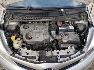 Pelēks Toyota Yaris 2012 Viļņa, ar dzinēja tilpumu 1.40 L un nobraukumu 204 tūkst. km par 3300 €, foto 11 vietnē AUTOMOTO.COM.LV