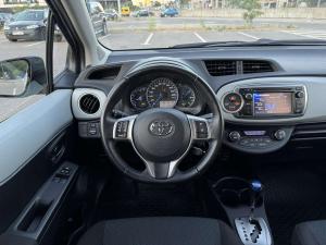 Grey Toyota Yaris 2012 in Vilnius, with an engine capacity of 1.50 L and mileage of 155 thousand km for 7200 €, photo 16 on AUTOMOTO.COM.LV