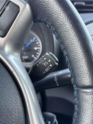 Grey Toyota Yaris 2012 in Vilnius, with an engine capacity of 1.50 L and mileage of 155 thousand km for 7200 €, photo 20 on AUTOMOTO.COM.LV