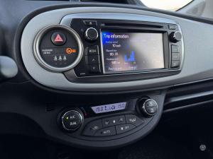 Grey Toyota Yaris 2012 in Vilnius, with an engine capacity of 1.50 L and mileage of 155 thousand km for 7200 €, photo 21 on AUTOMOTO.COM.LV