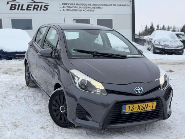 Pelēks Toyota Yaris 2013 Utena, ar dzinēja tilpumu 1.50 L un nobraukumu 250 tūkst. km par 5990 €, foto 1 vietnē AUTOMOTO.COM.LV