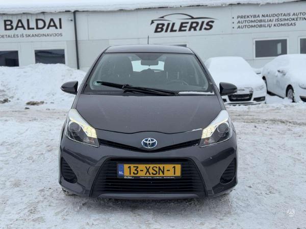 Pelēks Toyota Yaris 2013 Utena, ar dzinēja tilpumu 1.50 L un nobraukumu 250 tūkst. km par 5990 €, foto 7 vietnē AUTOMOTO.COM.LV