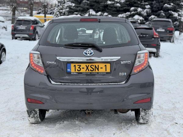 Pelēks Toyota Yaris 2013 Utena, ar dzinēja tilpumu 1.50 L un nobraukumu 250 tūkst. km par 5990 €, foto 8 vietnē AUTOMOTO.COM.LV