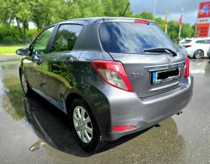 Pelēks Toyota Yaris 2013 Klaipėda, ar dzinēja tilpumu 1.00 L un nobraukumu 58 tūkst. km par 4999 €, foto 6 vietnē AUTOMOTO.COM.LV