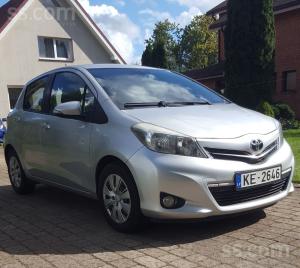 Grey Toyota Yaris 2013 in Riga, with an engine capacity of 1.40 L and mileage of 130 thousand km for 4900 €, photo 5 on AUTOMOTO.COM.LV