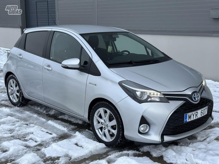 Grey Toyota Yaris 2014 in Kaunas, with an engine capacity of 1.50 L and mileage of 143 thousand km for 8000 €, photo 4 on AUTOMOTO.COM.LV