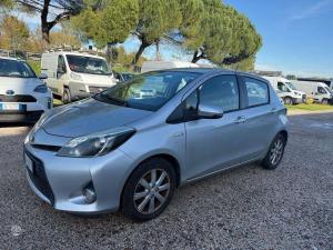 Pelēks Toyota Yaris 2014 Šauļi, ar dzinēja tilpumu 1.50 L un nobraukumu 146 tūkst. km par 5650 €, foto  vietnē AUTOMOTO.COM.LV