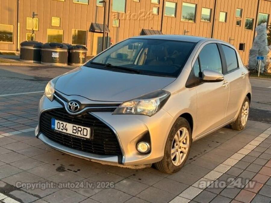 Grey Toyota Yaris 2014 in Tallinn, with an engine capacity of 1.30 L and mileage of 120 thousand km for 5500 €, photo 3 on AUTOMOTO.COM.LV