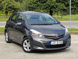 Grey Toyota Yaris 2014 in Ogre, with an engine capacity of 1.30 L and mileage of 133 thousand km for 4750 €, photo  on AUTOMOTO.COM.LV