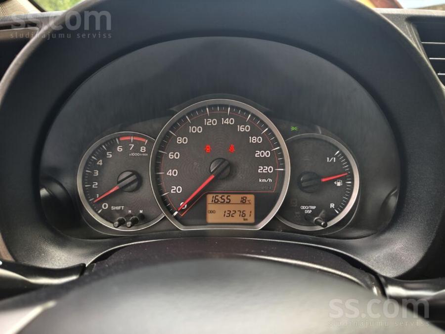 Pelēks Toyota Yaris 2014 Ogre, ar dzinēja tilpumu 1.30 L un nobraukumu 133 tūkst. km par 4750 €, foto 15 vietnē AUTOMOTO.COM.LV