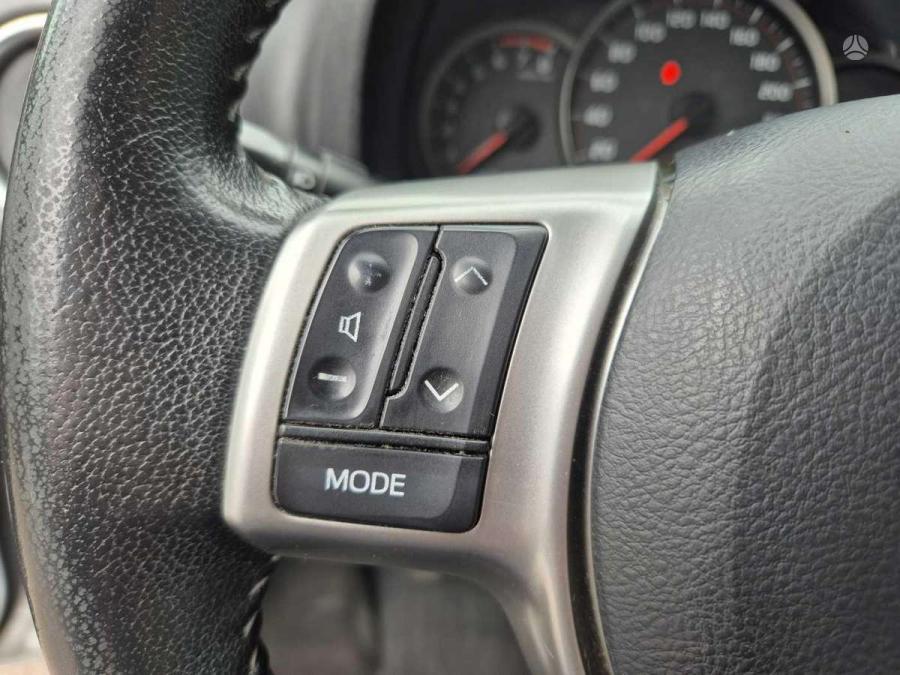 Pelēks Toyota Yaris 2014 Viļņa, ar dzinēja tilpumu 1.33 L un nobraukumu 185 tūkst. km par 3999 €, foto 12 vietnē AUTOMOTO.COM.LV