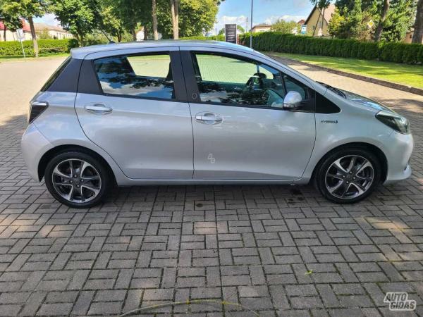 Toyota Yaris 2014 Marijampole vietnē Pelēks Toyota Yaris 2014 Marijampole, ar dzinēja tilpumu 1.50 L un nobraukumu 121 tūkst. km par 7299 €, foto 6 vietnē AUTOMOTO.COM.LV