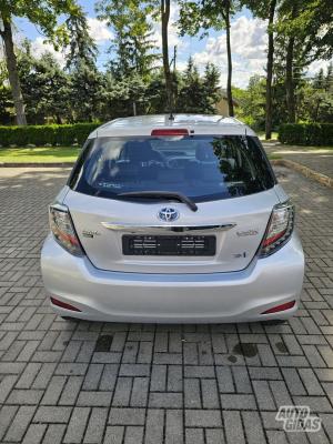 Pelēks Toyota Yaris 2014 Marijampole, ar dzinēja tilpumu 1.50 L un nobraukumu 121 tūkst. km par 7299 €, foto 8 vietnē AUTOMOTO.COM.LV