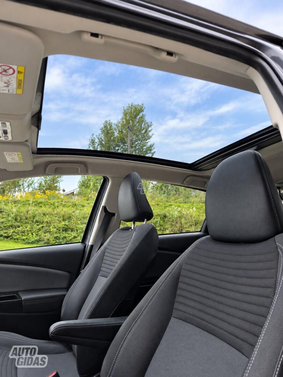 Pelēks Toyota Yaris 2014 Viļņa, ar dzinēja tilpumu 1.50 L un nobraukumu 179 tūkst. km par 7950 €, foto 14 vietnē AUTOMOTO.COM.LV