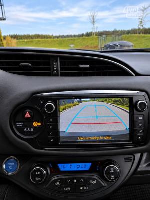Pelēks Toyota Yaris 2014 Viļņa, ar dzinēja tilpumu 1.50 L un nobraukumu 179 tūkst. km par 7950 €, foto 18 vietnē AUTOMOTO.COM.LV