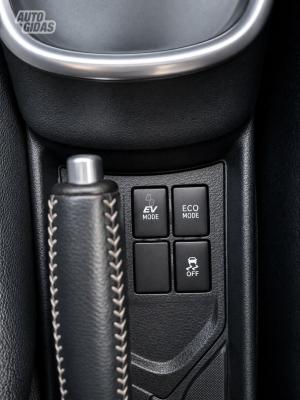 Pelēks Toyota Yaris 2014 Viļņa, ar dzinēja tilpumu 1.50 L un nobraukumu 179 tūkst. km par 7950 €, foto 19 vietnē AUTOMOTO.COM.LV