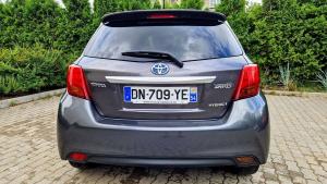 Grey Toyota Yaris 2015 in Vilnius, with an engine capacity of 1.50 L and mileage of 230 thousand km for 7500 €, photo 8 on AUTOMOTO.COM.LV