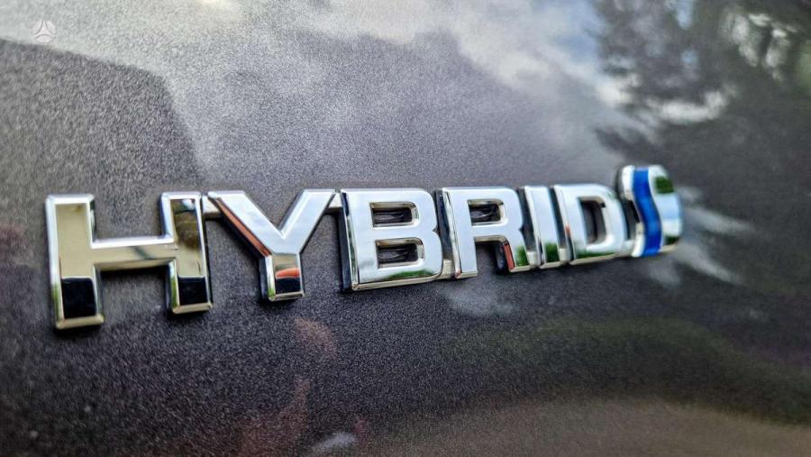 Grey Toyota Yaris 2015 in Vilnius, with an engine capacity of 1.50 L and mileage of 230 thousand km for 7500 €, photo 46 on AUTOMOTO.COM.LV